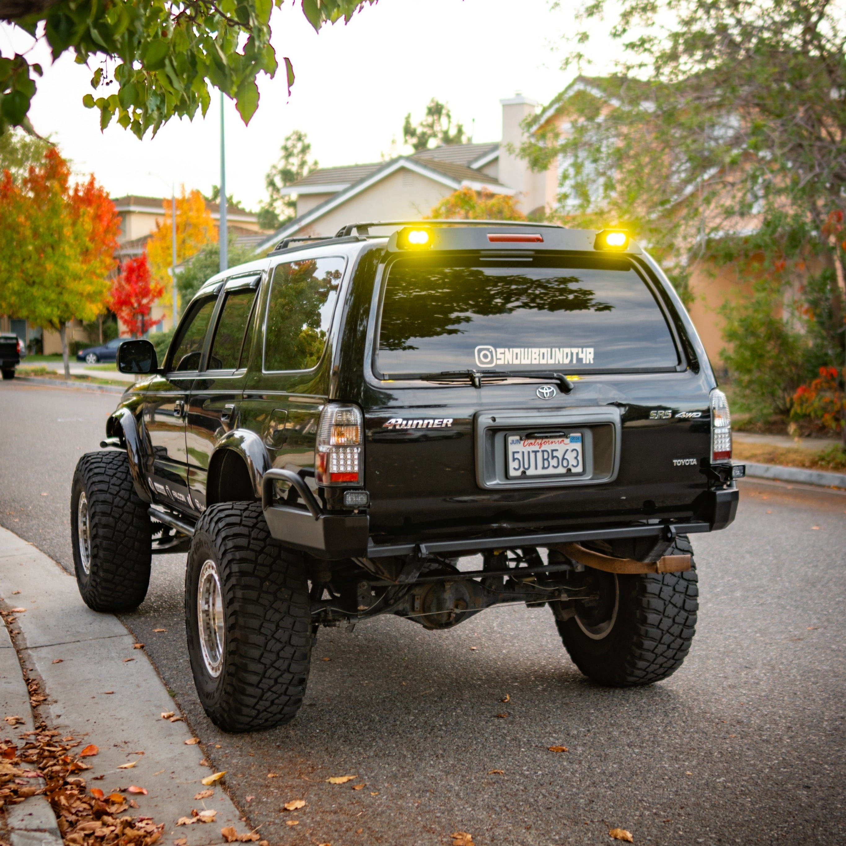 Spoiler with Integrated Chase Lights (3rd Gen 4Runner) – Opt Offroad